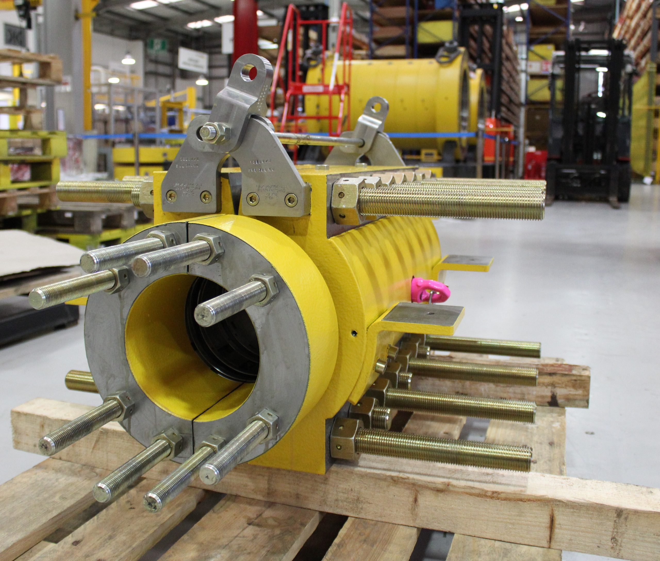 Split Sleeve Clamps - Connector Subsea Solutions Split Sleeve Clamps - Connector Subsea Solutions